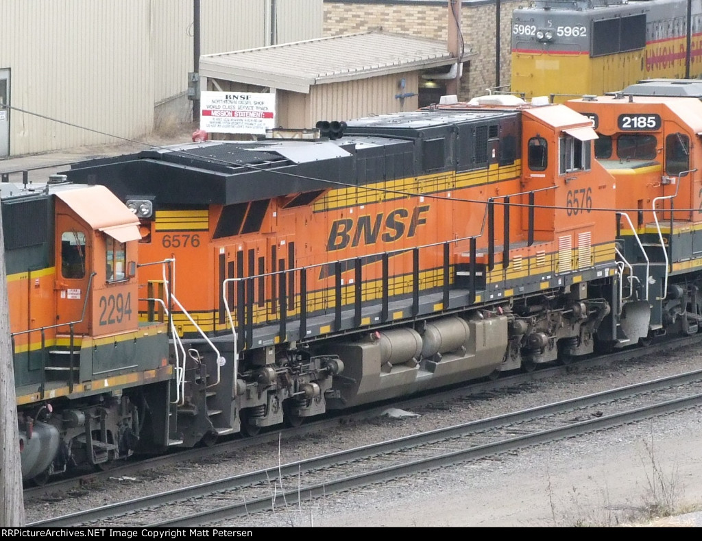 BNSF 6576